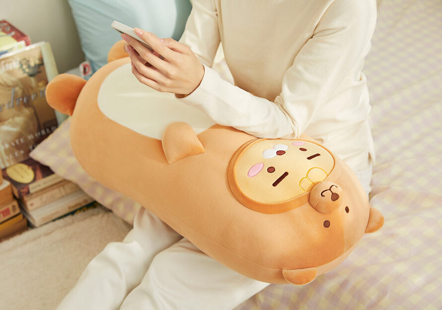 Kakao Friends: Soft Body Pillow Little Ryan 꿀잠친구_베어라이언 – KFRIENDSUSA